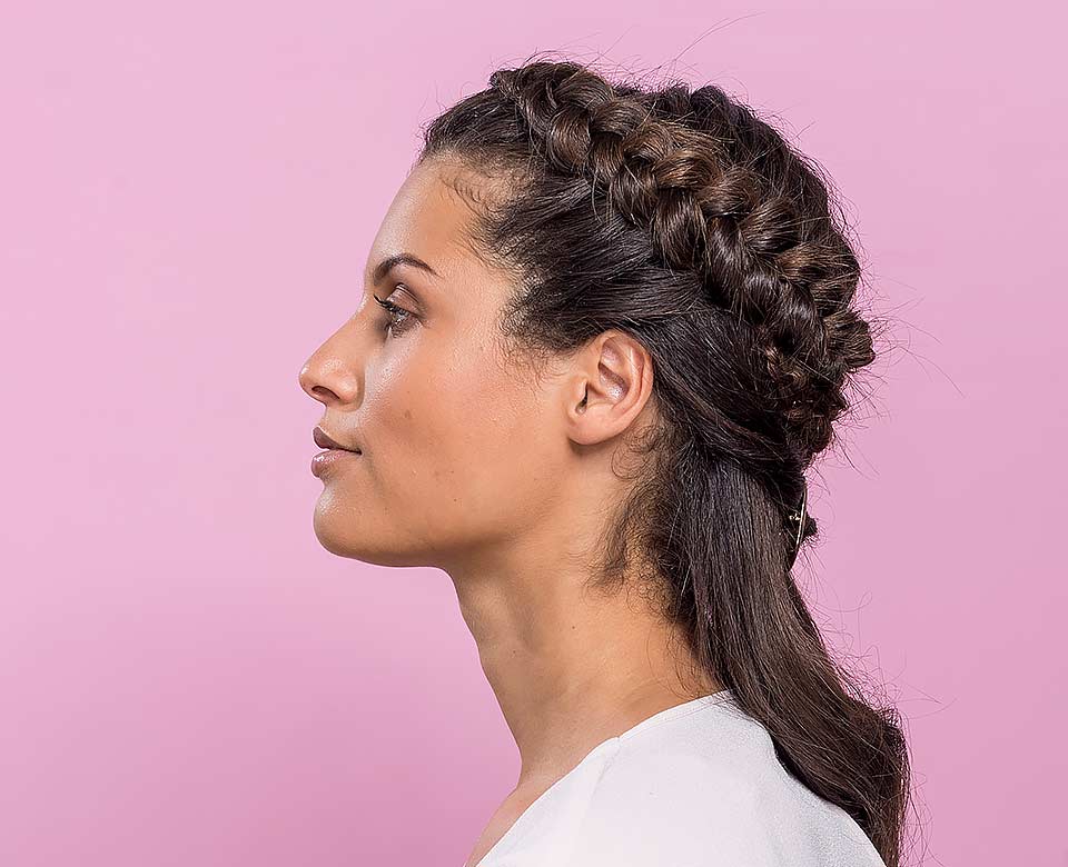 Scunci Video Tutorials | Gorgeous Crown Braid | SCUNCI